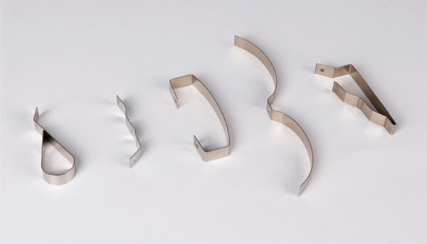 Custom Alloy Material Punching Flat Spring Clip – Metal Wire Forms Custom